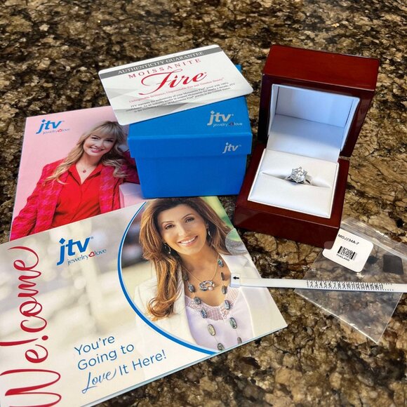 JTV | Jewelry | Jtv Moissanite Inferno Cut Platineve Ring 38 Ct Dew ...